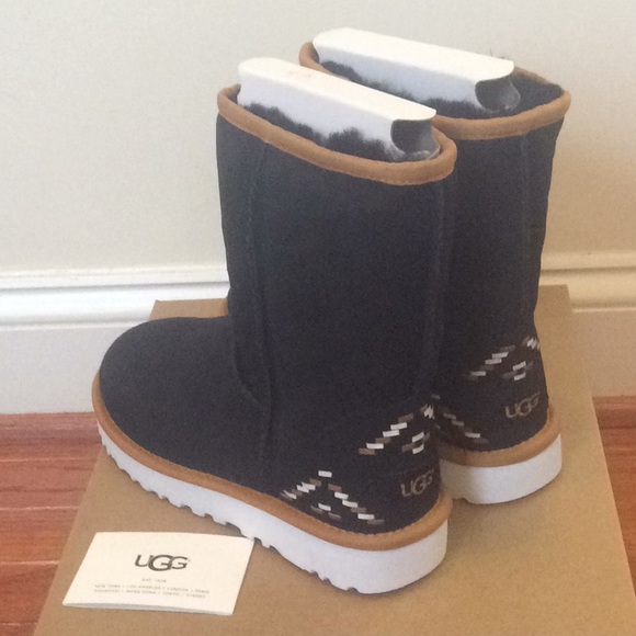 UGG | Shoes | Authentic Ugg Whip Stitch Black Boots Size 6 | Poshmark